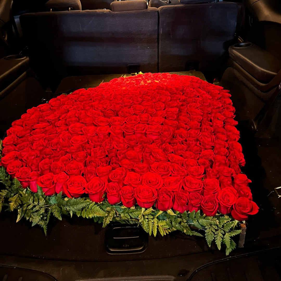 Corazón Gigante con 300 Rosas – Florería Luna